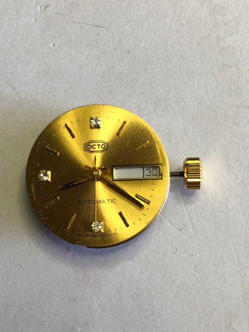 ETA 2688 自動機芯一份單曆, 名牌, 手錶 - Carousell