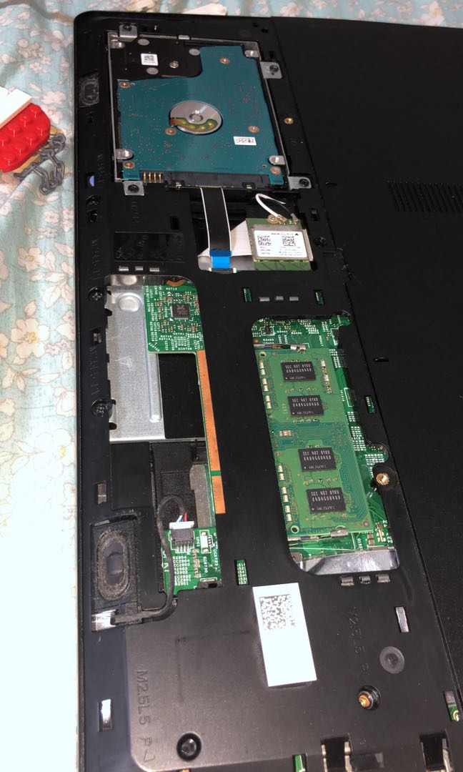 Broken laptop, Computers & Tech, Laptops & Notebooks on Carousell