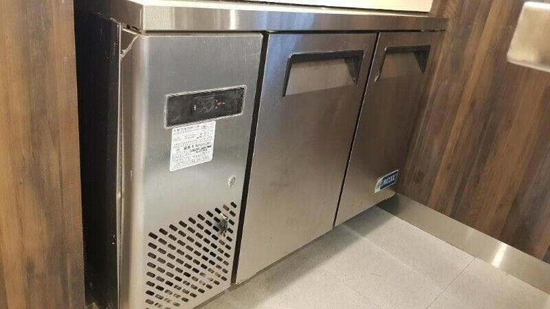 Counter Top Chillers (2 units), TV & Home Appliances, Kitchen ...