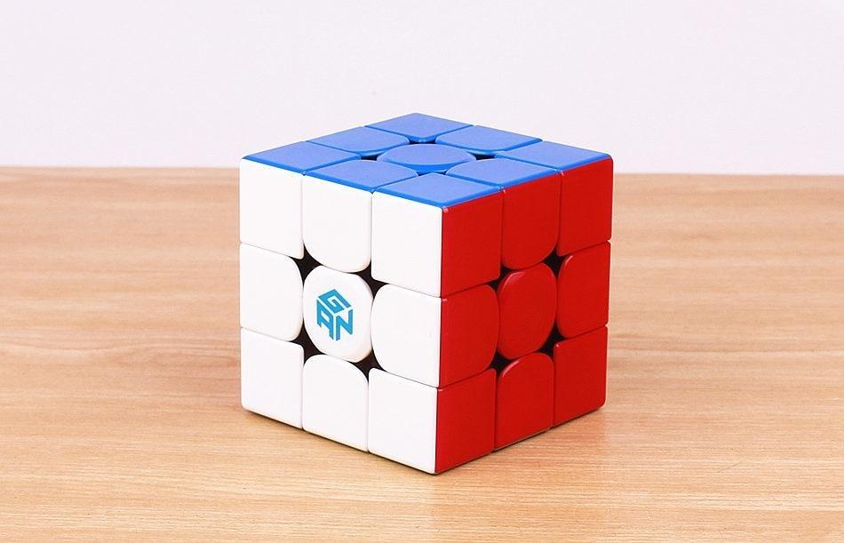 Gan rubiks cube, Hobbies & Toys, Toys & Games on Carousell