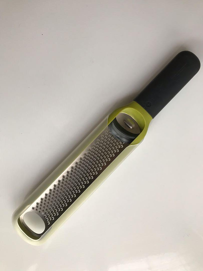 JOSEPH JOSEPH Handi-Zest Citrus Zester with Blade Wiper, Furniture ...