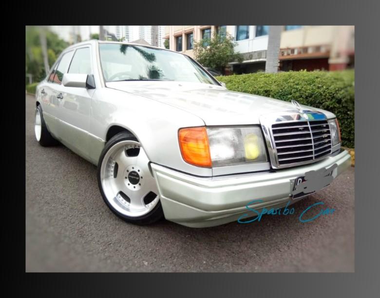 Mercedes Benz W124 Mercy Boxer Silver 300E Tahun 1991 - manual, Mobil & Motor, Mobil untuk ...