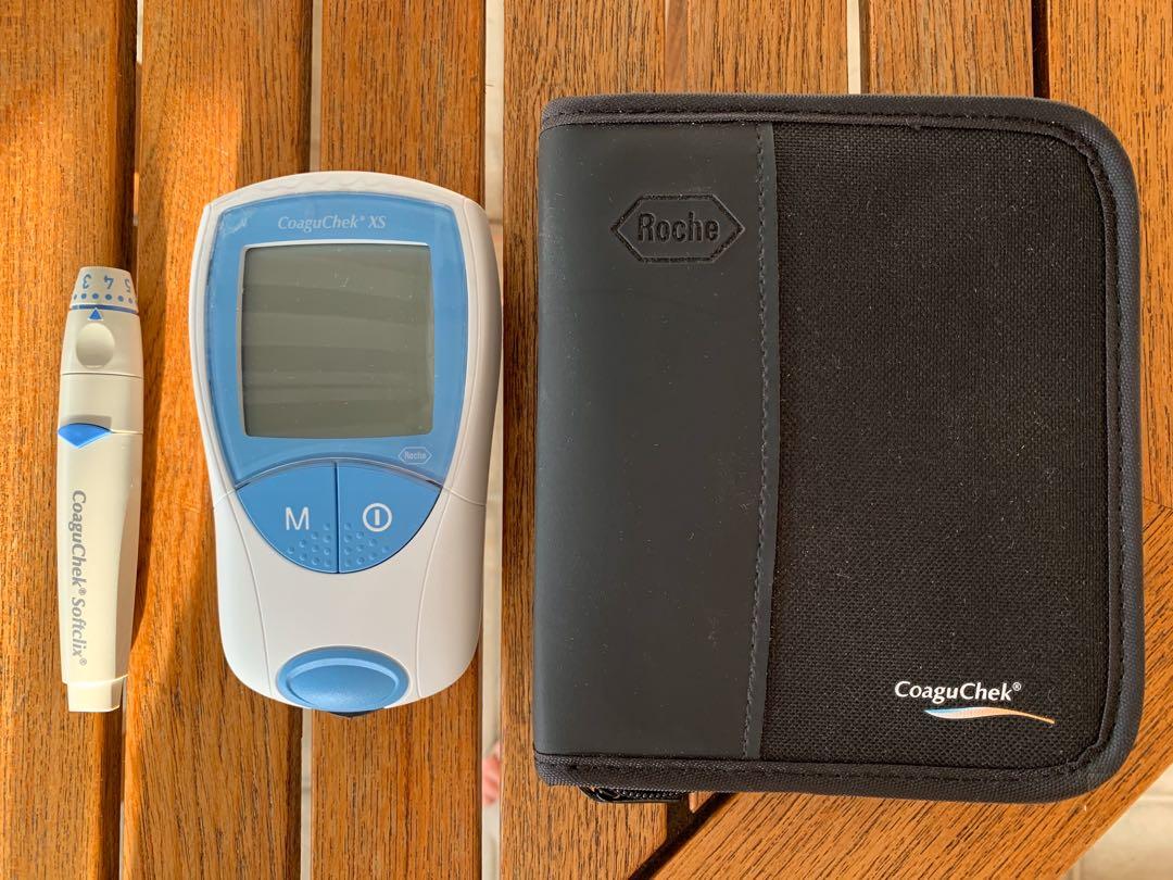 Roche Coaguchek for checking blood clotting time ., Health & Nutrition ...