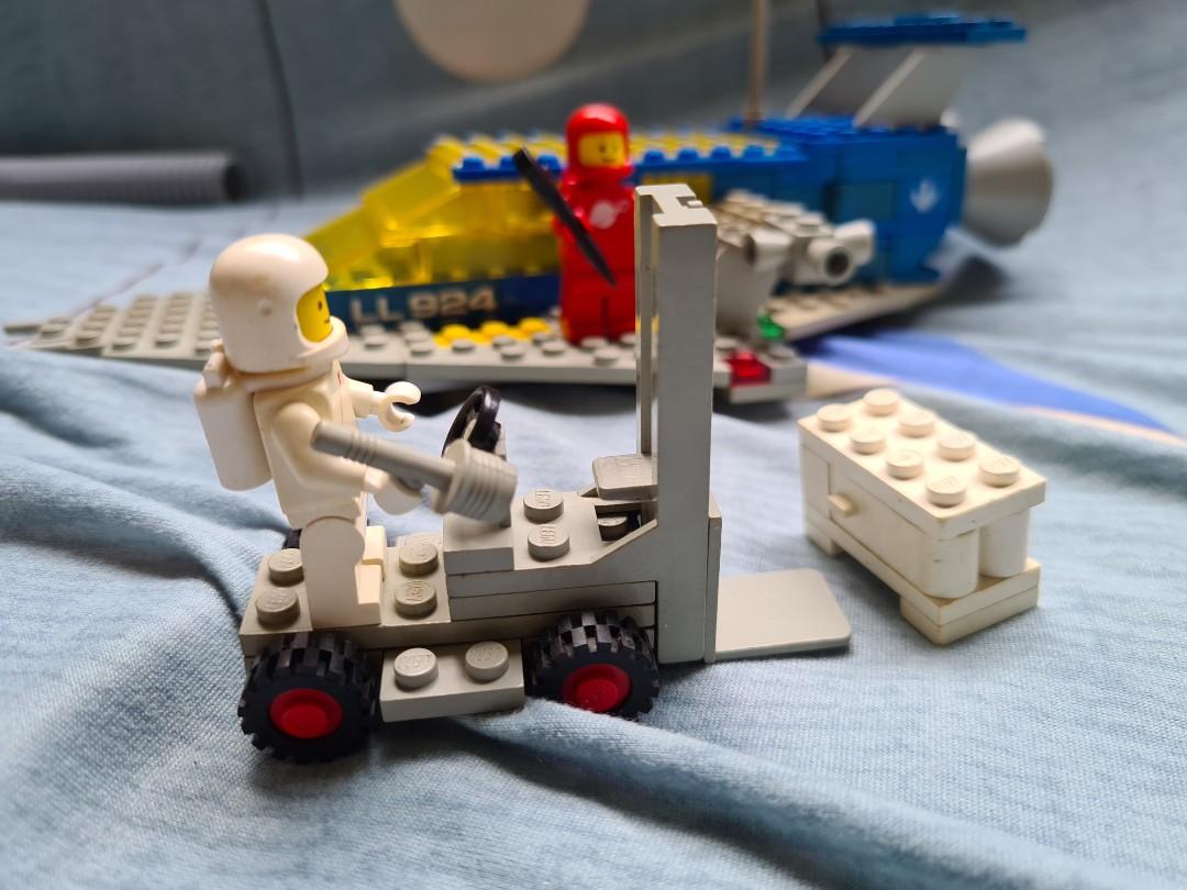 Vintage Classic Space Lego set # 487 / 924 Space Cruiser, Hobbies ...