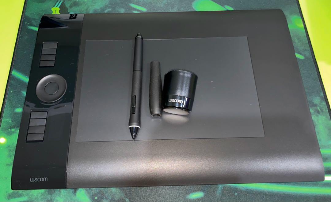 Wacom Intuos 4 (PTK-640), Mobile Phones & Gadgets, E-Readers on Carousell