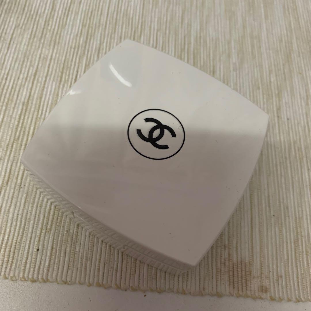 chanel cushion, Beauty & Personal Care, Face, Makeup on Carousell