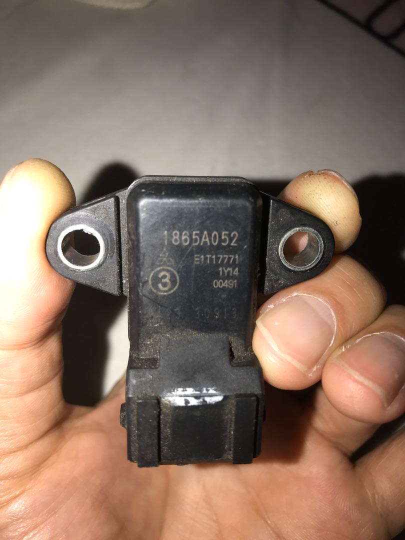Evo x stock map sensor, Car Accessories, Accessories on Carousell