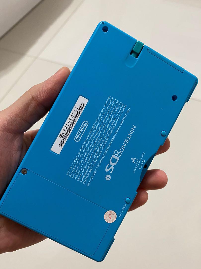 Nintendo DSi (Light Blue), Video Gaming, Video Game Consoles, Nintendo ...