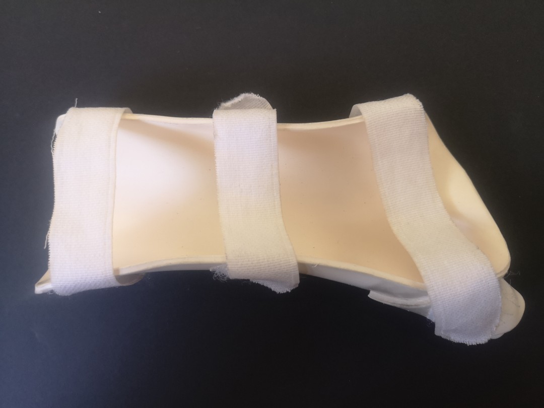 Wrist Splint, Health & Nutrition, Assistive & Rehabilatory Aids ...