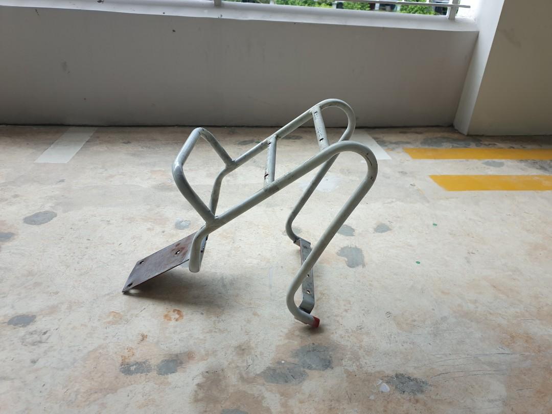 Vespa rear rack, Motorcycles, Motorcycle Accessories on Carousell