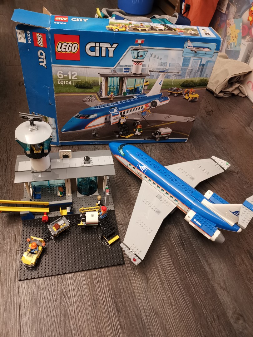 Lego City 60104 Airport, 興趣及遊戲, 玩具 & 遊戲類 - Carousell