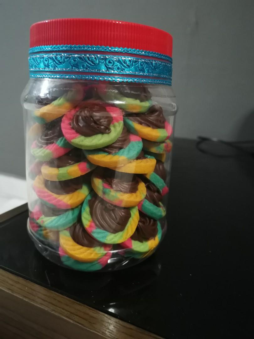 Rainbow nutella tart, Food & Drinks, Homemade Bakes on Carousell