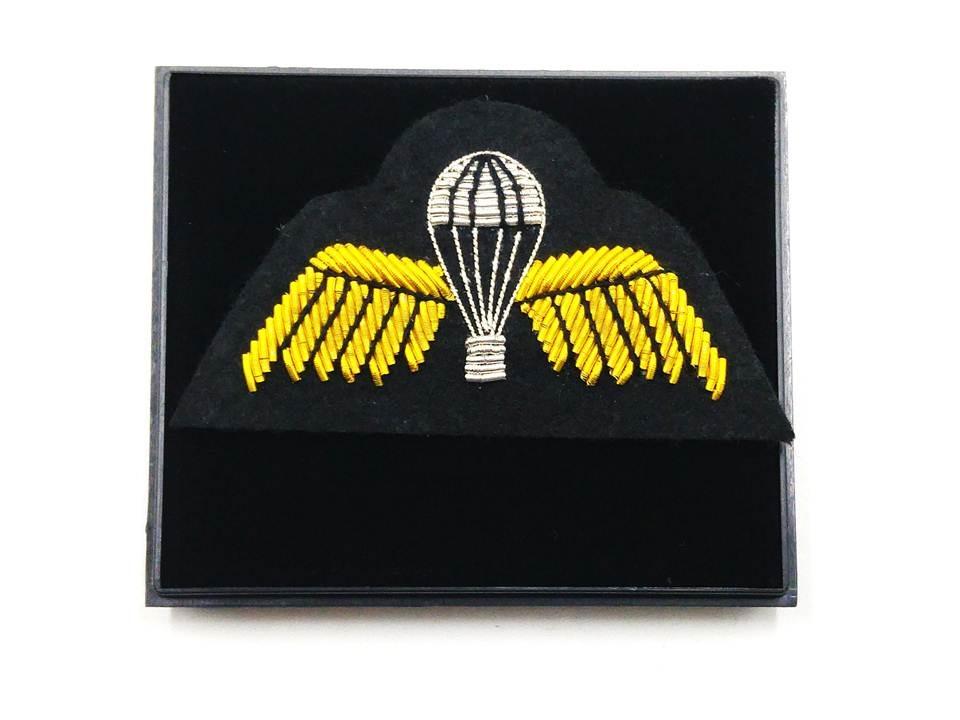 Australian Wing No.1, 2 and 3 / Australian Airborne No.4 Badges, Sports ...