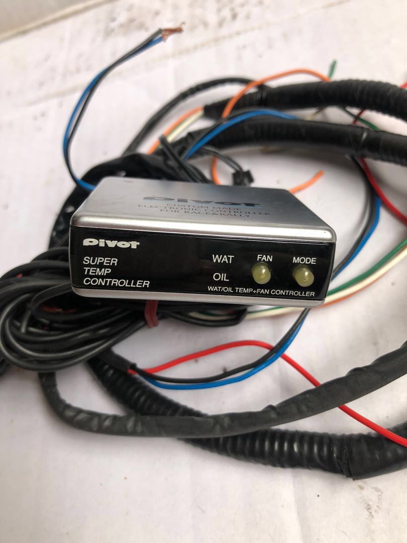 Pivot super TEMP controller, Car Accessories, Accessories on Carousell