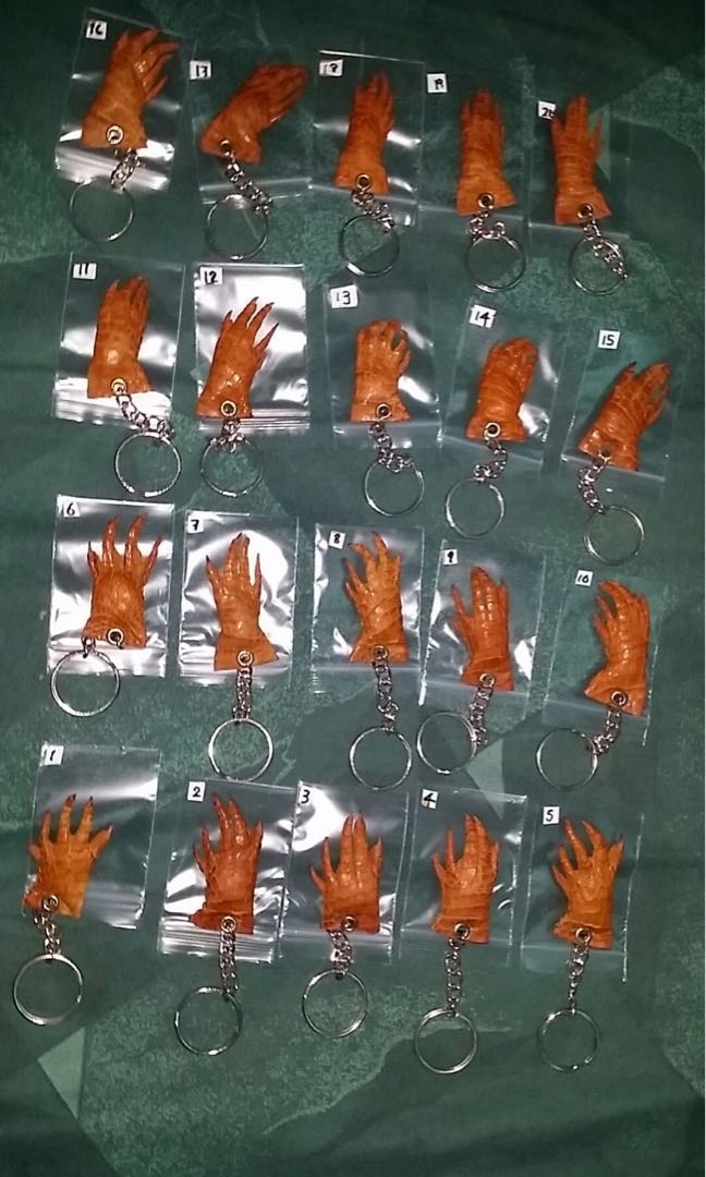 Crocodile feet keychain, Hobbies & Toys, Memorabilia & Collectibles ...