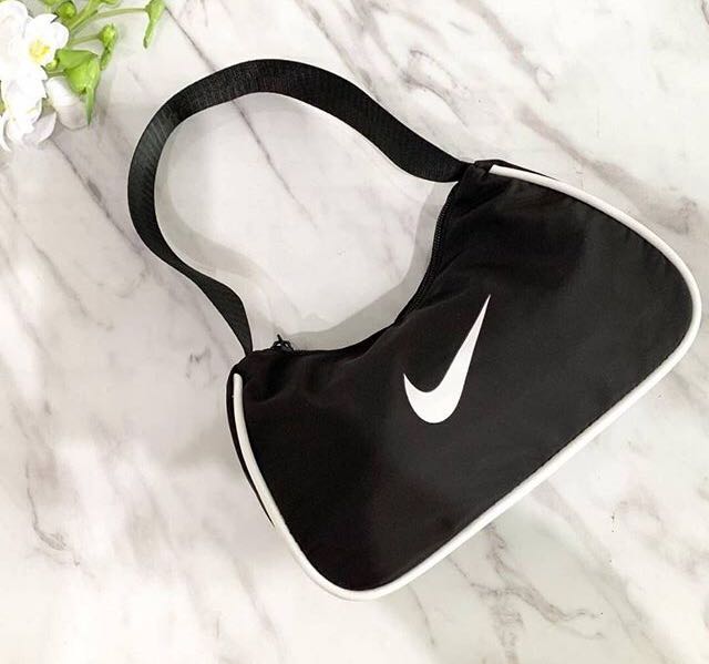 Nike Handbag, Olshop Fashion, Olshop Wanita di Carousell