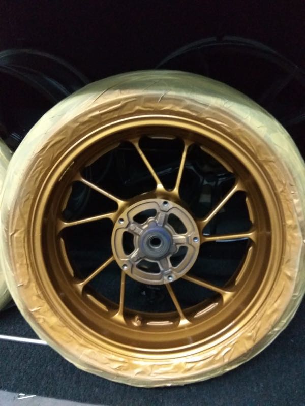 Rim spray, Motorcycles, Motorcycle Accessories on Carousell