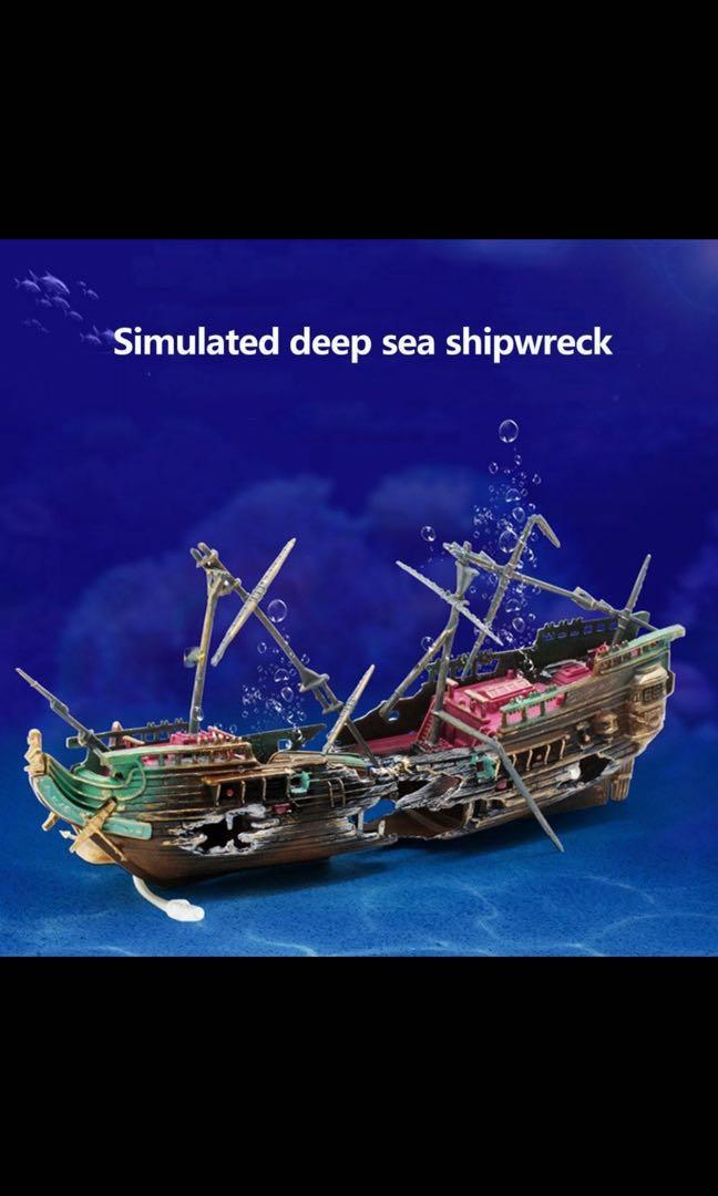Aquarium Large Broken Boat Shape Fish Tank Separated Sunk Shipwreck ...
