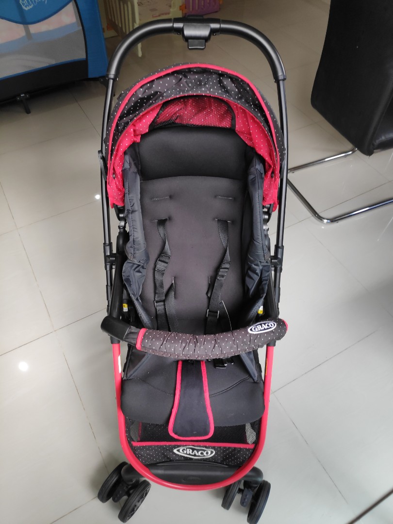 Graco baby stroller, Babies & Kids, Going Out, Strollers on Carousell