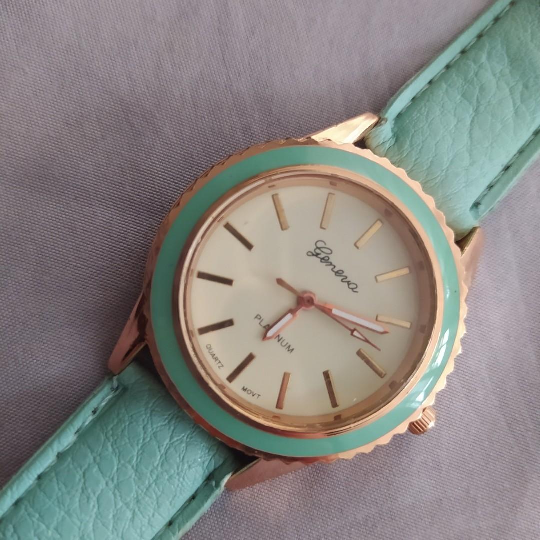 Jam Tangan Kulit Hijau Tosca Geneva, Fesyen Wanita, Jam Tangan di Carousell