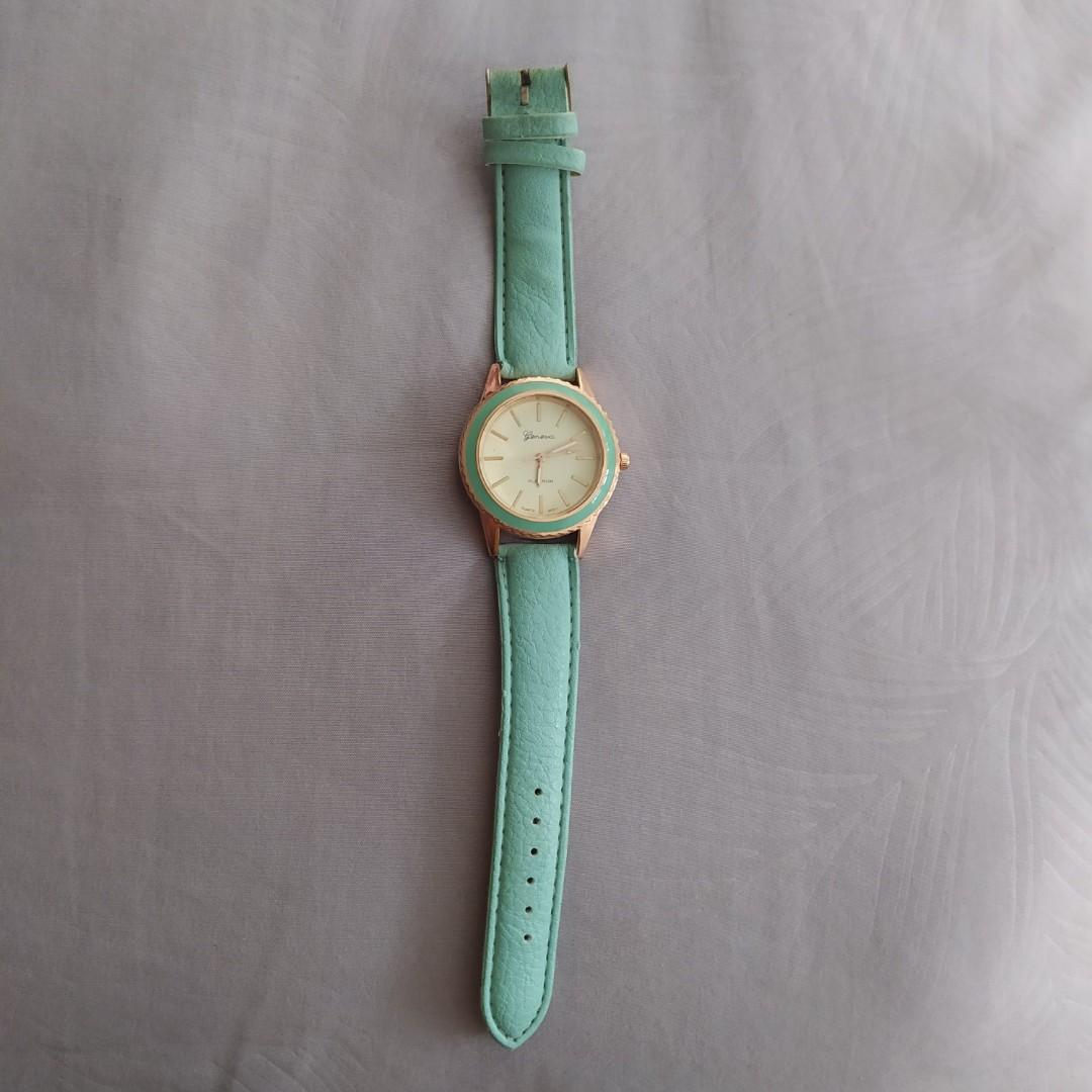 Jam Tangan Kulit Hijau Tosca Geneva, Fesyen Wanita, Jam Tangan di Carousell