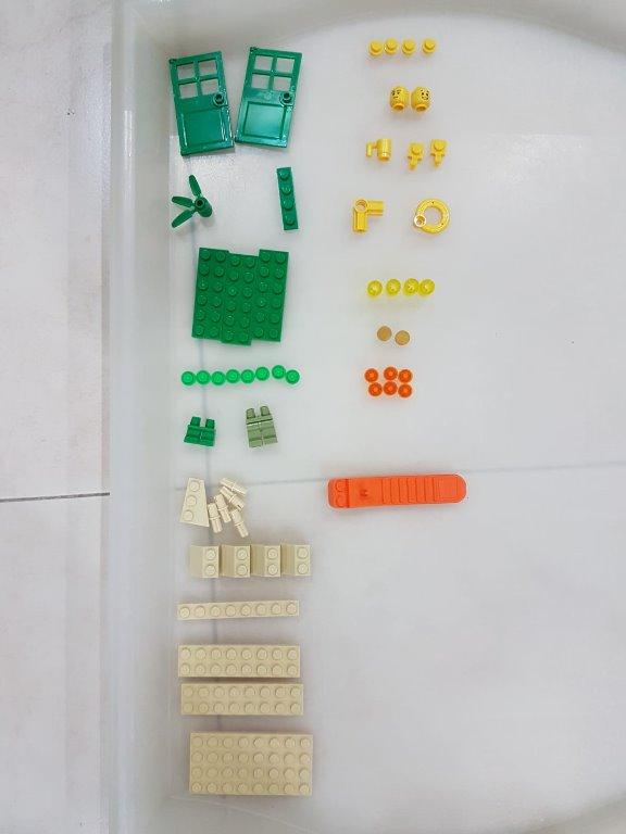 Pre-Loved Lego Creator Lighthouse Point #31051. 8-12 years old. 528pcs ...