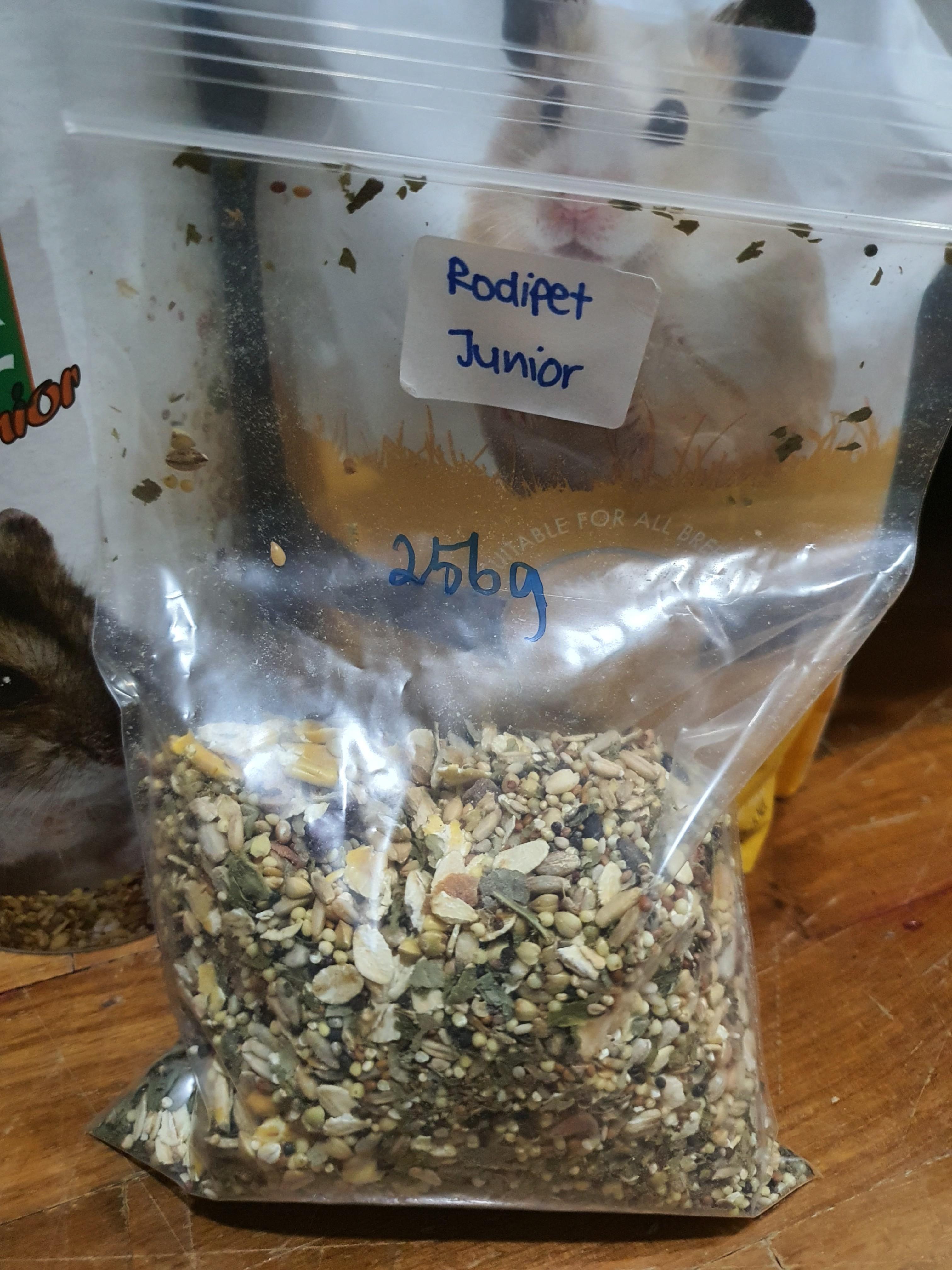 Rodipet Junior and Science Selective Lab Blocks, Pet Supplies, Pet Food ...