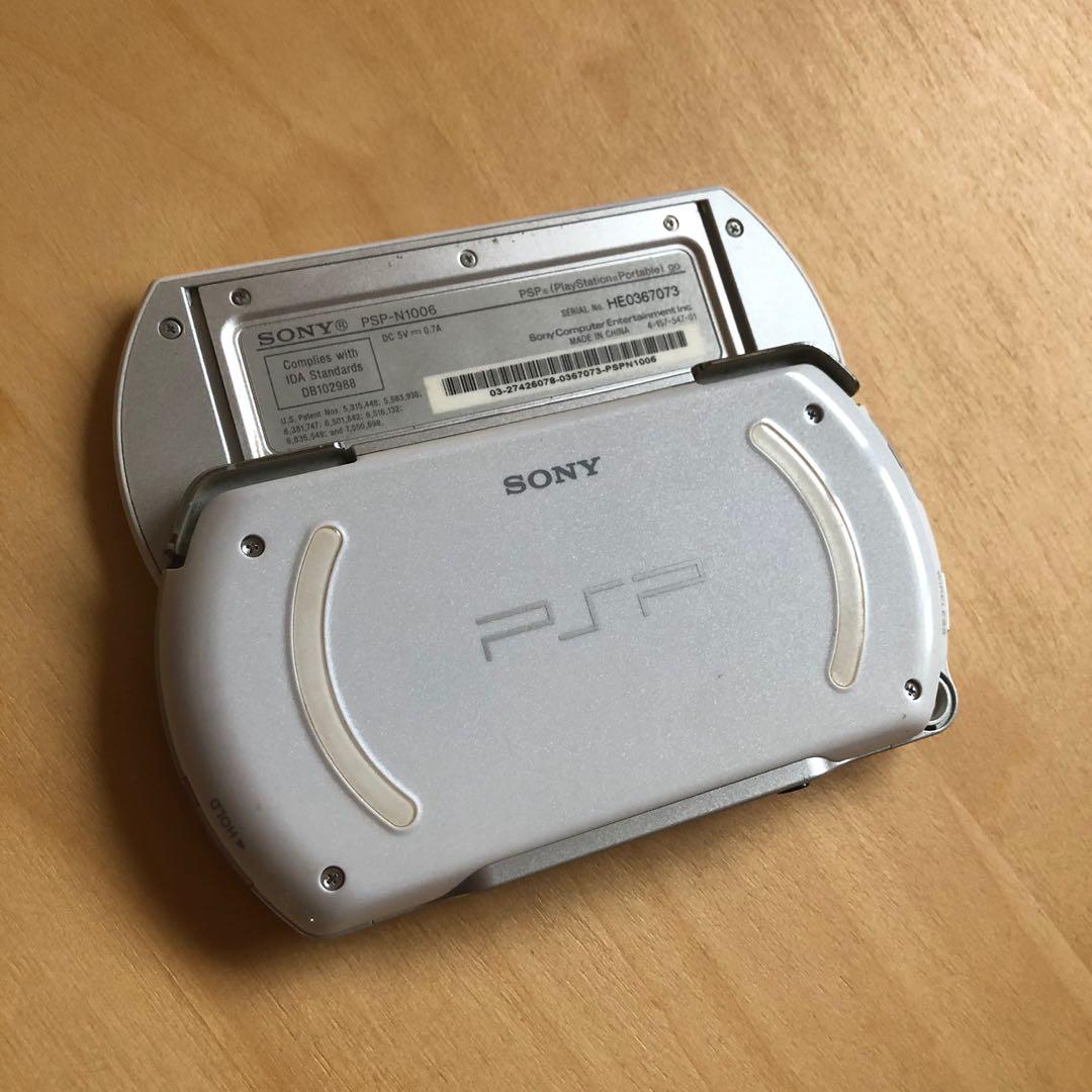 Sony PSP Go (Pearl White), Video Gaming, Video Game Consoles ...