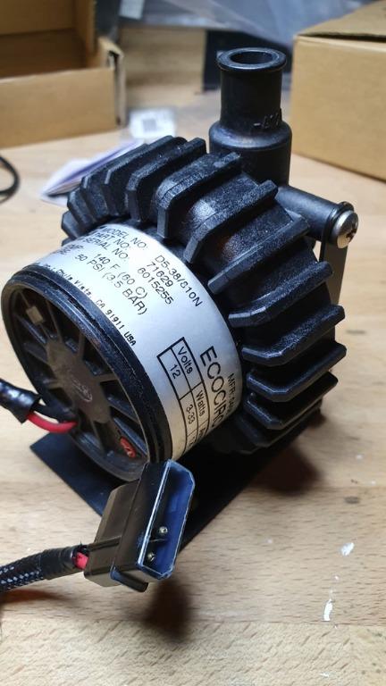 WTS Laing D5 pump with manual speed control & top, Computers & Tech ...