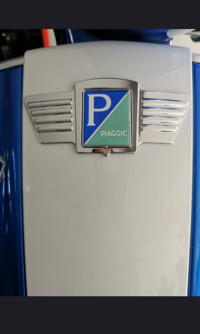 Vespa Chrome wing logo trim, Motorcycles, Motorcycle Accessories on ...