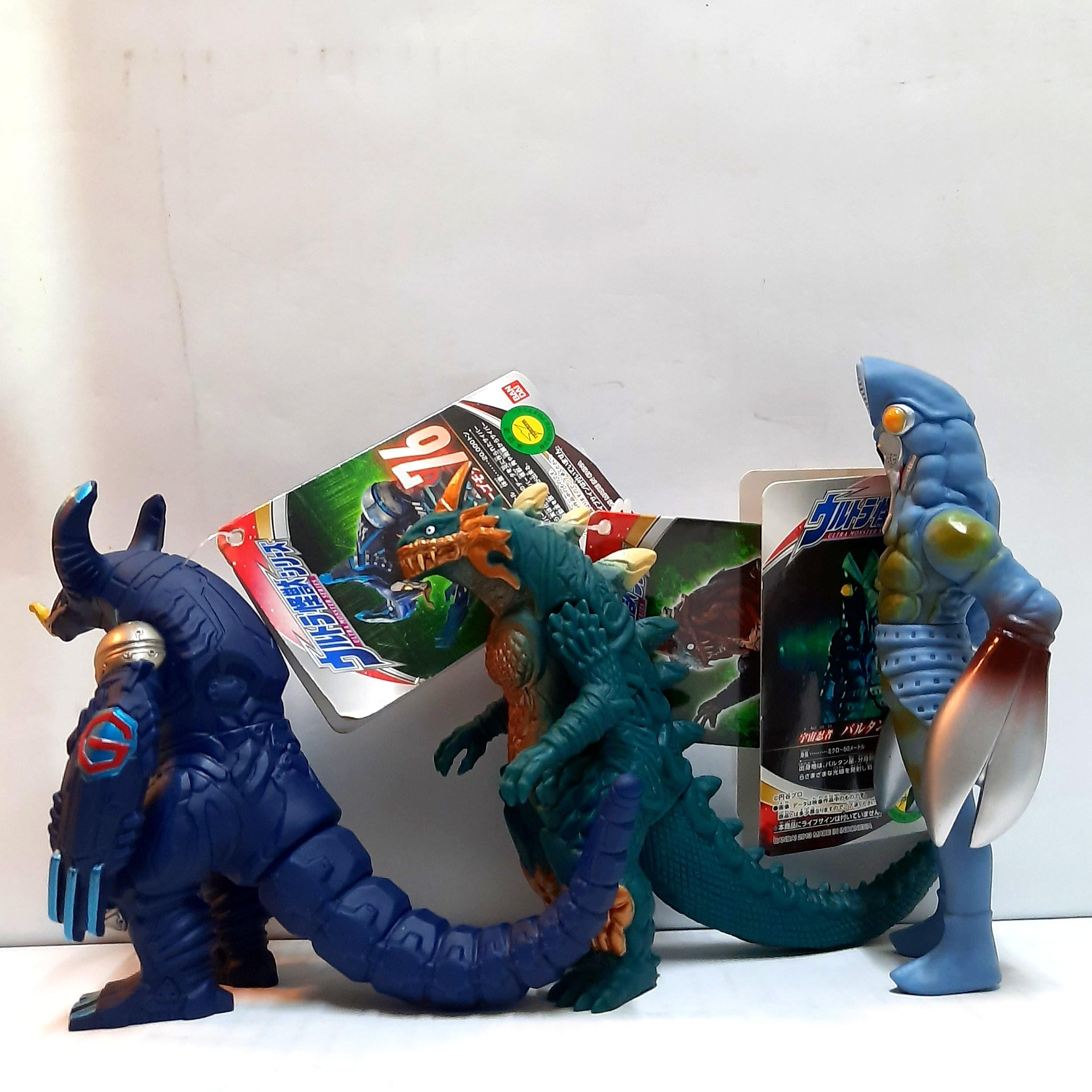 BANDAI Ultraman Monster Figure Series [01], Hobbies & Toys ...