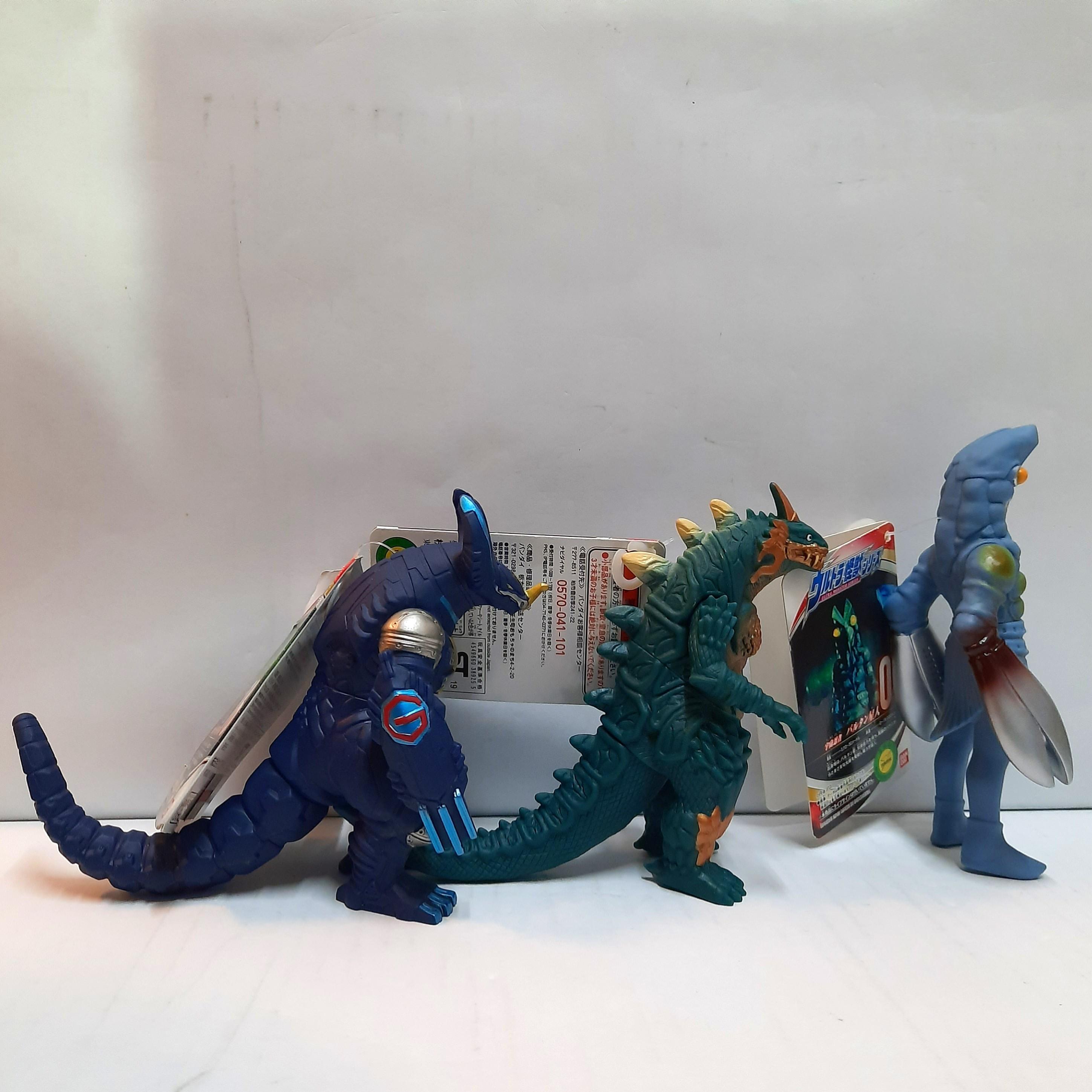 BANDAI Ultraman Monster Figure Series [01], Hobbies & Toys ...