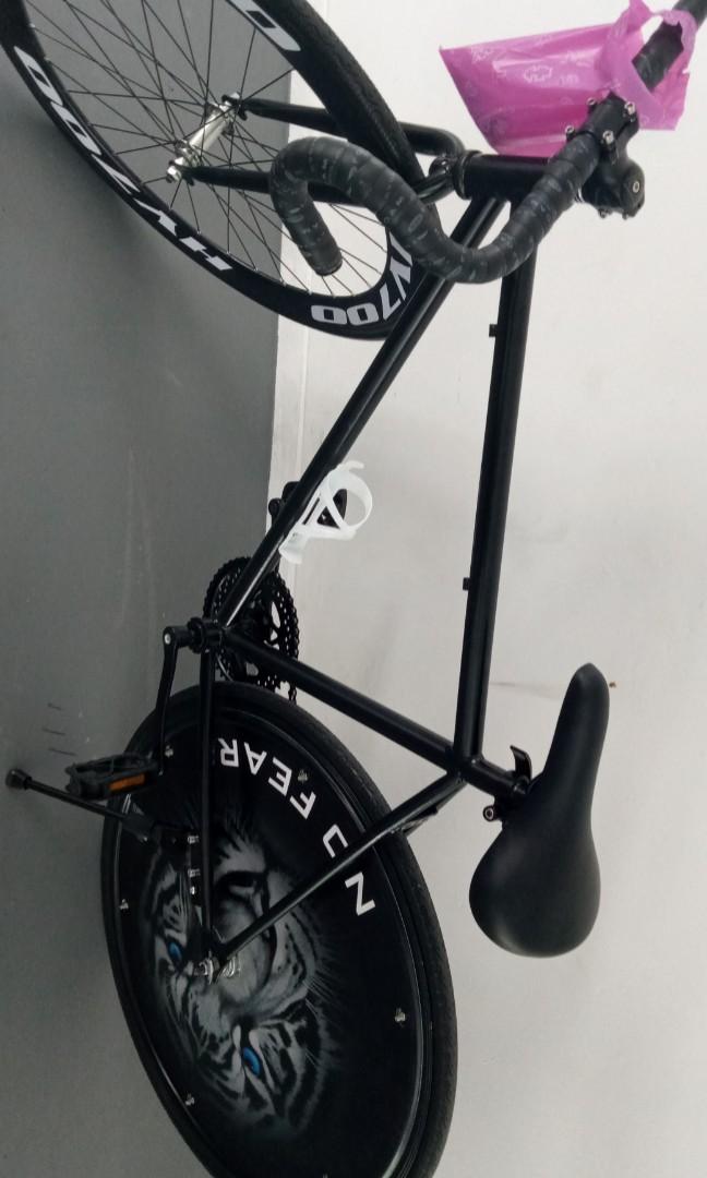 disc wheel fixie, Sports Equipment, Bicycles & Parts, Bicycles on Carousell