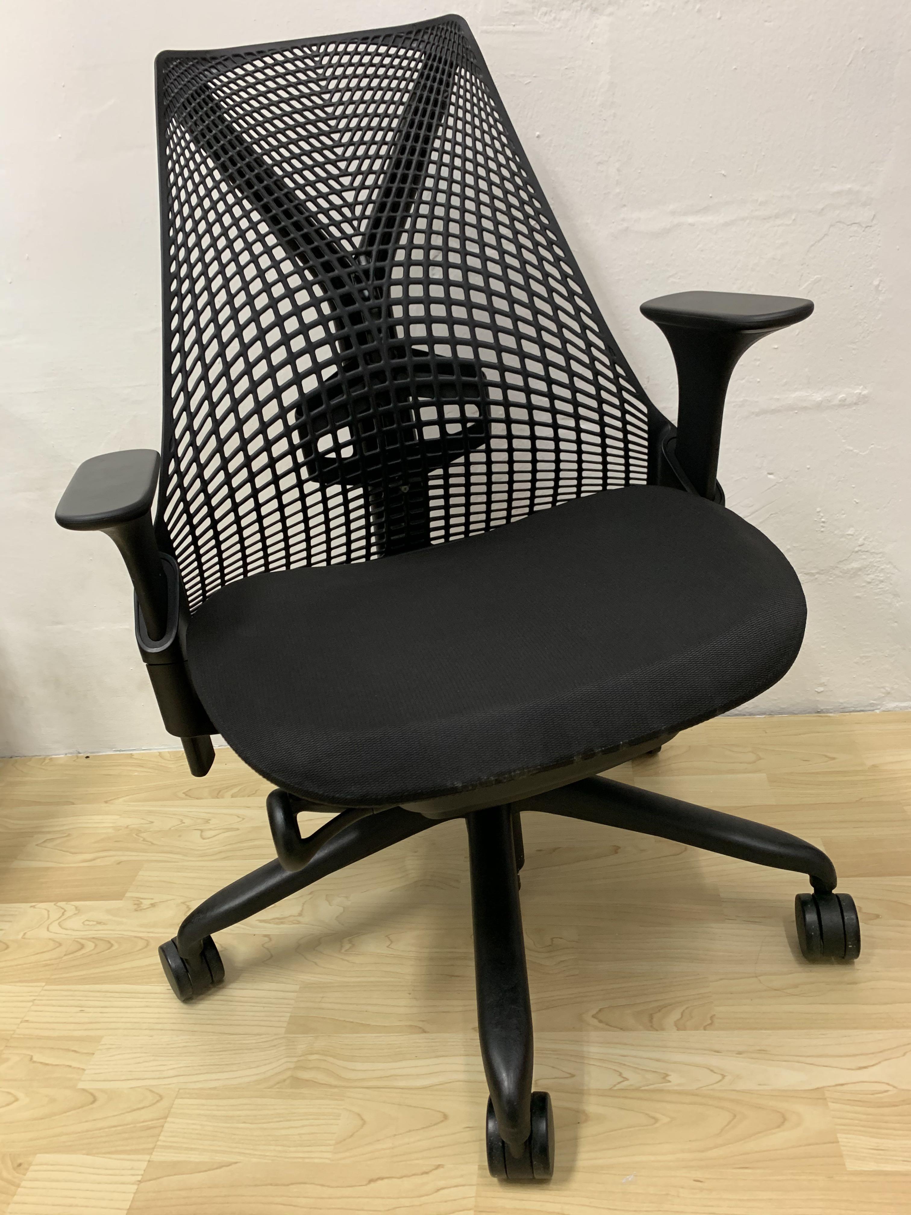 Sayl Posturefit black, Furniture & Home Living, Furniture, Chairs on ...