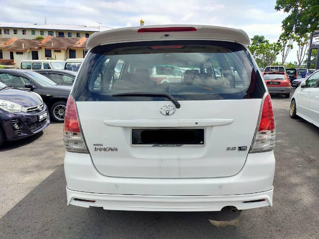 TOYOTA INNOVA 2.0AT E SPEC, Cars, Cars for Sale on Carousell