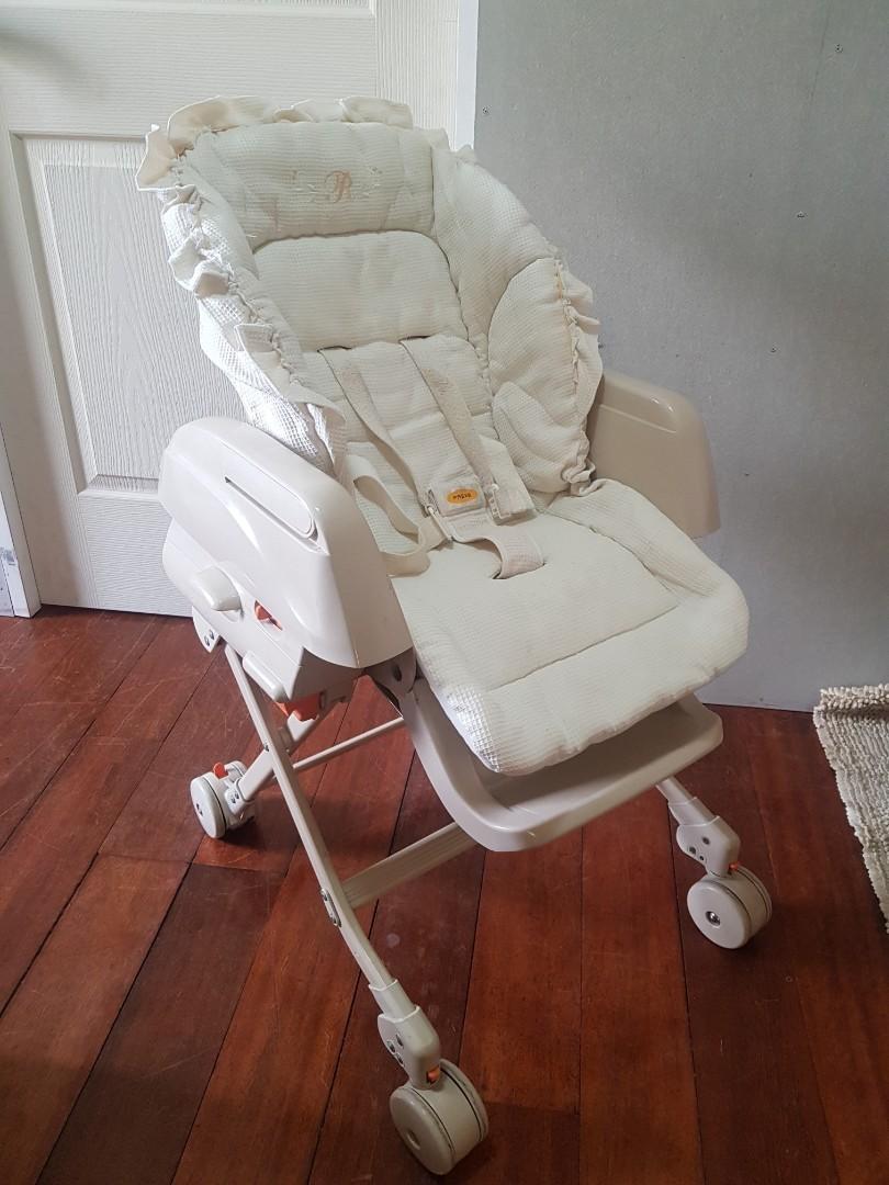 Combi 4in1 baby high chair/daybed, Babies & Kids, Going Out, Car Seats ...