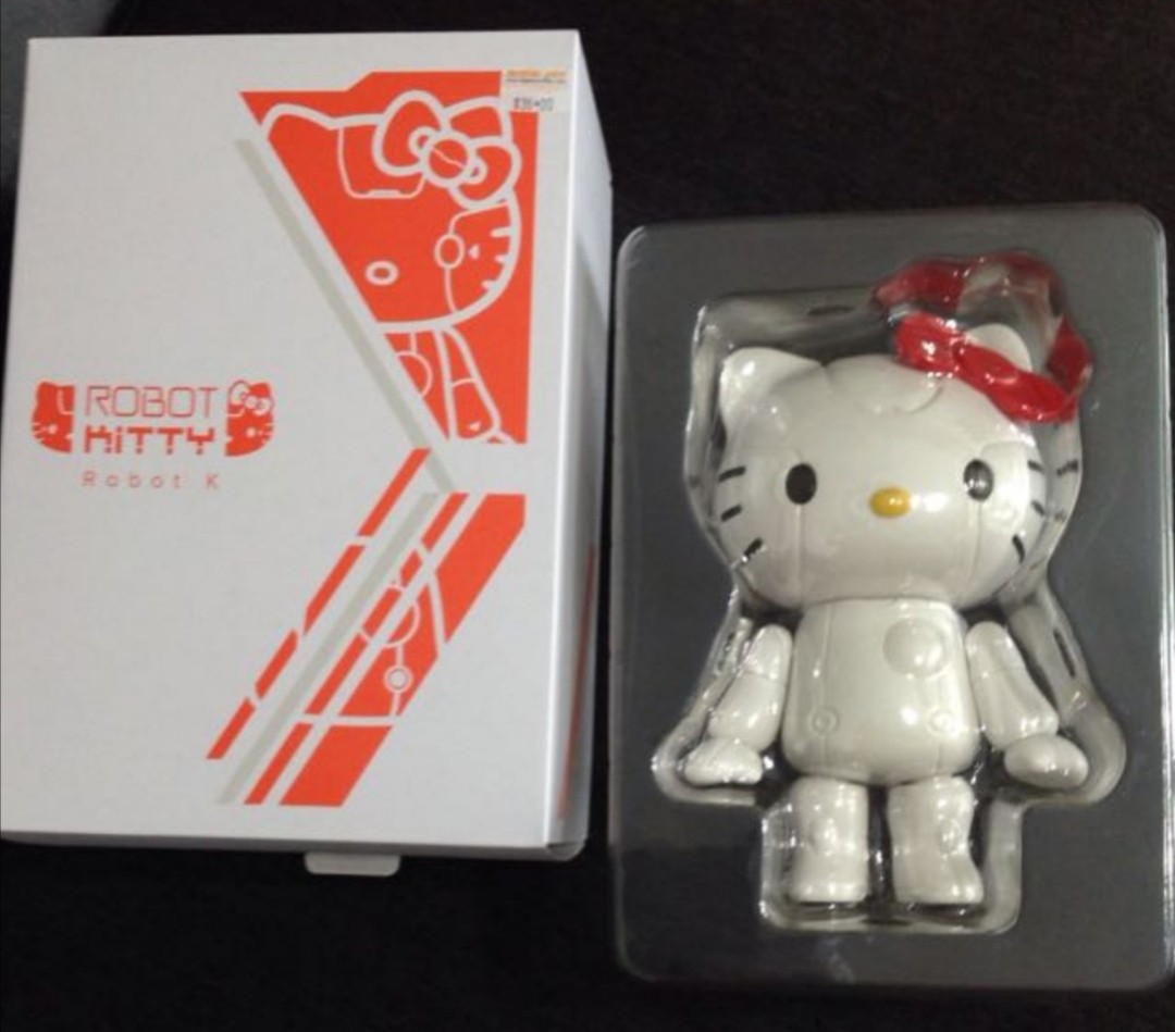 Robot Hello Kitty, Hobbies & Toys, Toys & Games on Carousell