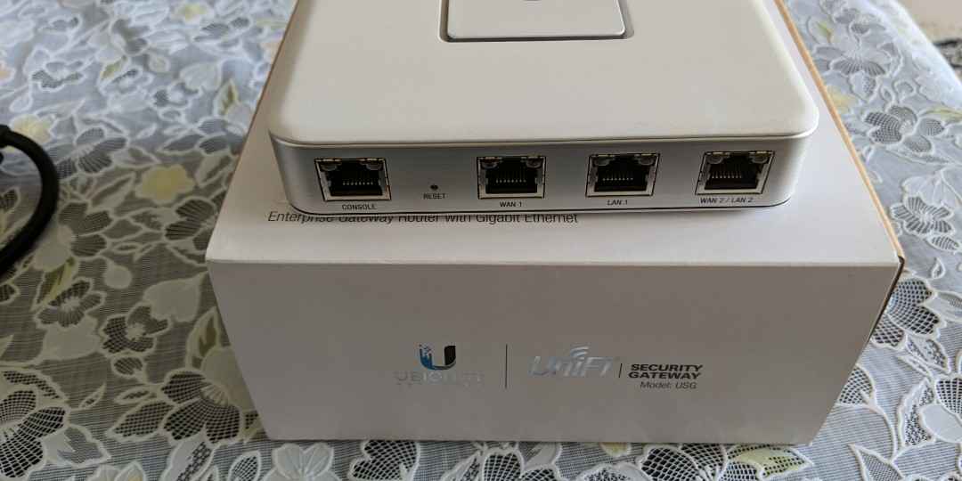 Ubiquiti Unifi Security Gateway USG 3P, Computers & Tech, Parts ...