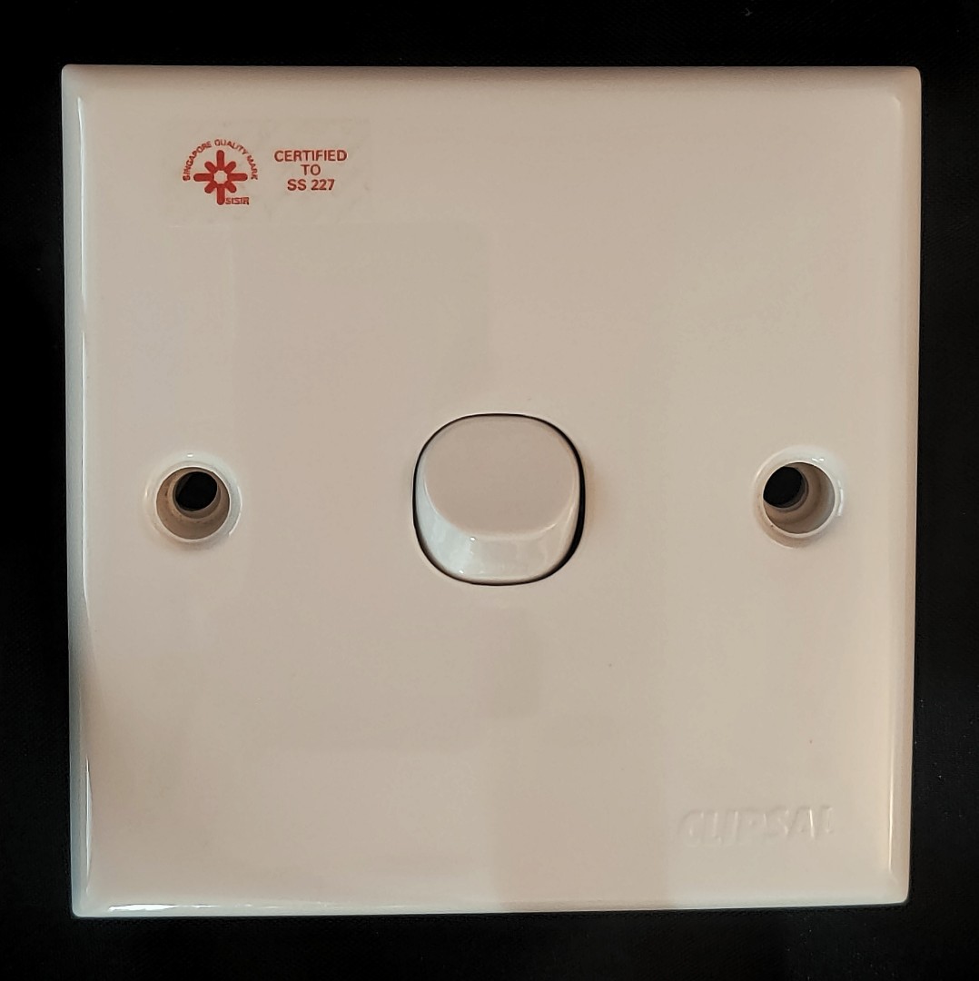 Clipsal light switch, 1 gang, S/1/E30, good condition, Furniture & Home ...
