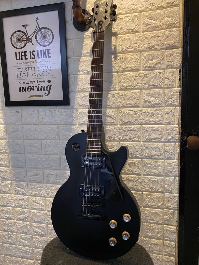 Epiphone Les Paul Gothic Studio, Hobbies & Toys, Music & Media, Musical ...