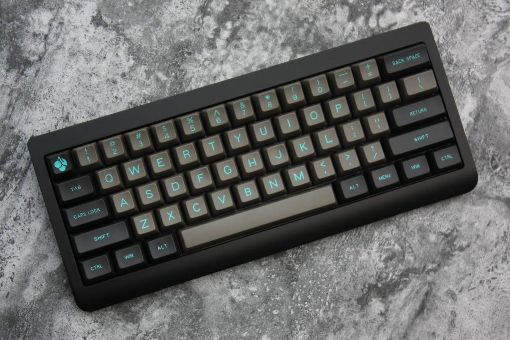 Maxkeys SA Keycaps - Cyan on Dolch, Computers & Tech, Parts ...