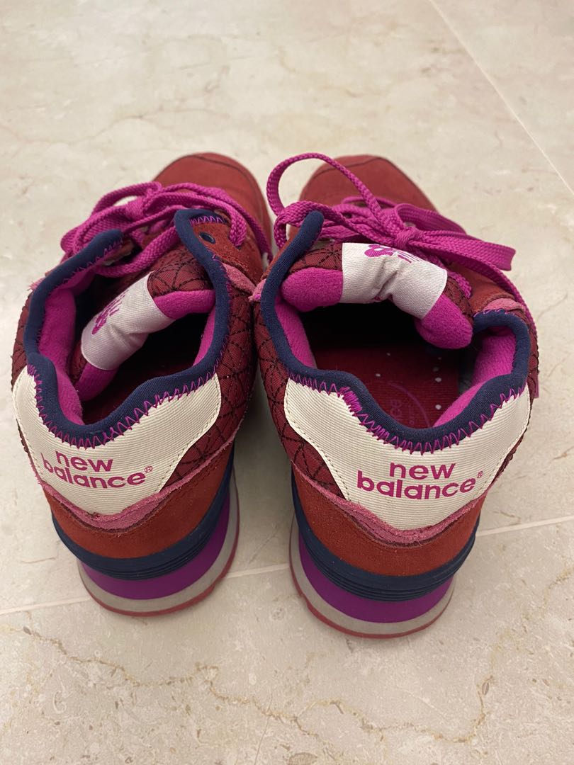 New balance 574 maroon, Women's Fashion, Footwear, Sneakers on Carousell