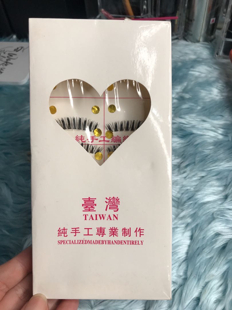 Taiwan Lashes, Beauty & Personal Care, Face, Makeup on Carousell