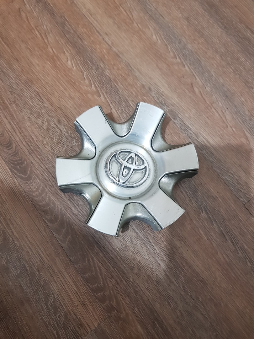 Toyota Fortuner Mag Wheel Center Cap Toyota Center Cap, Car Parts ...