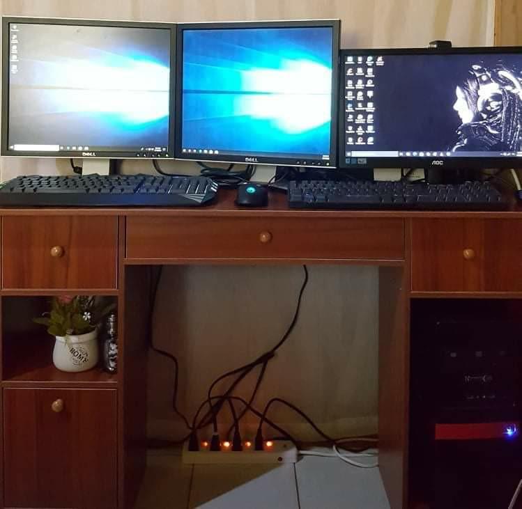 Elegant Computer Table, Furniture & Home Living, Office Furniture ...