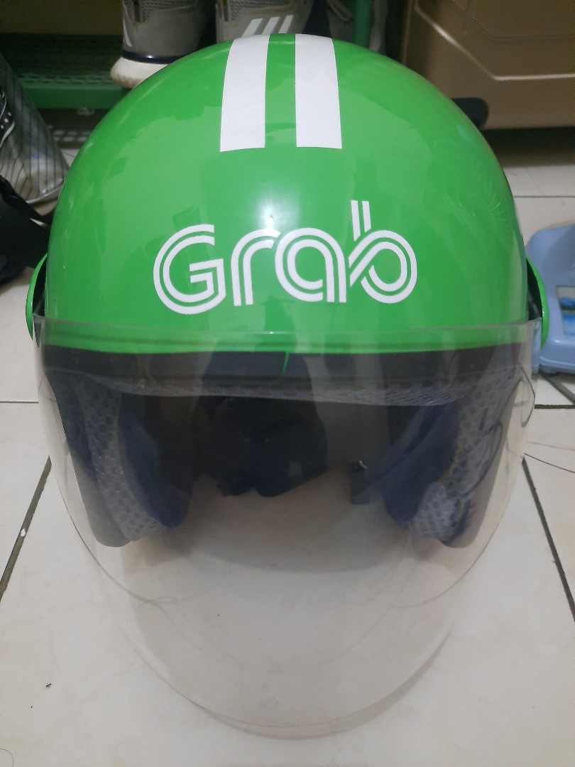 Helm Grab mulus seperti baru, Motor di Carousell