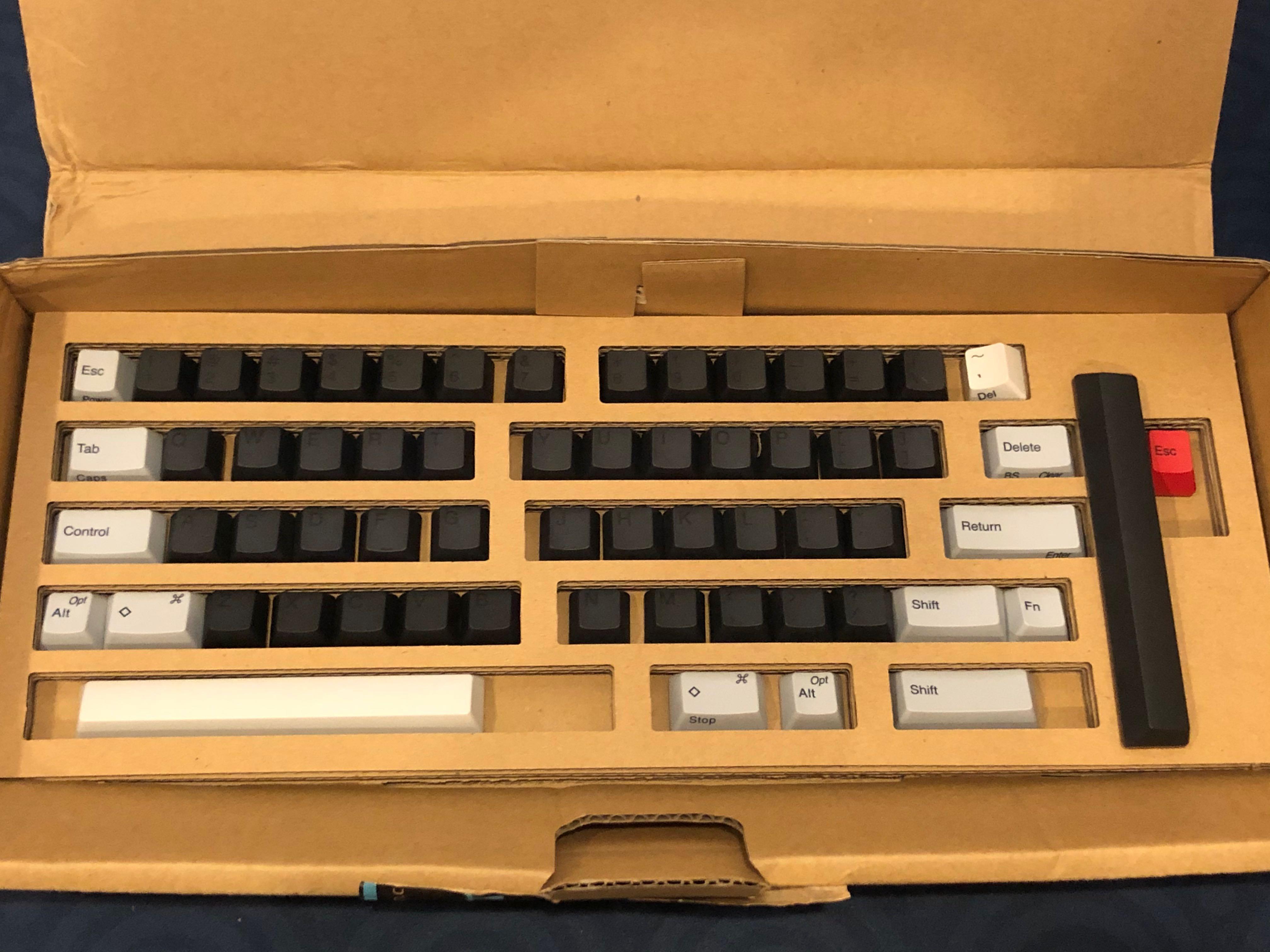 HHKB Professional 2 with both black and white original keycaps ...