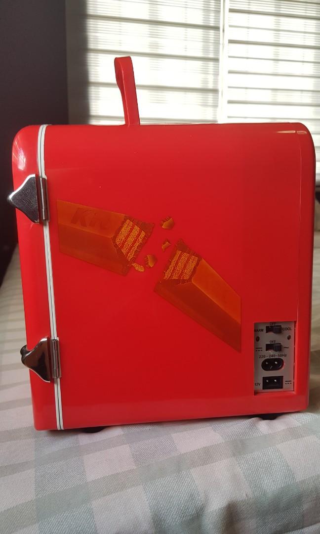 KitKat Mini Refrigerator (Cooler or Warmer), TV & Home Appliances ...