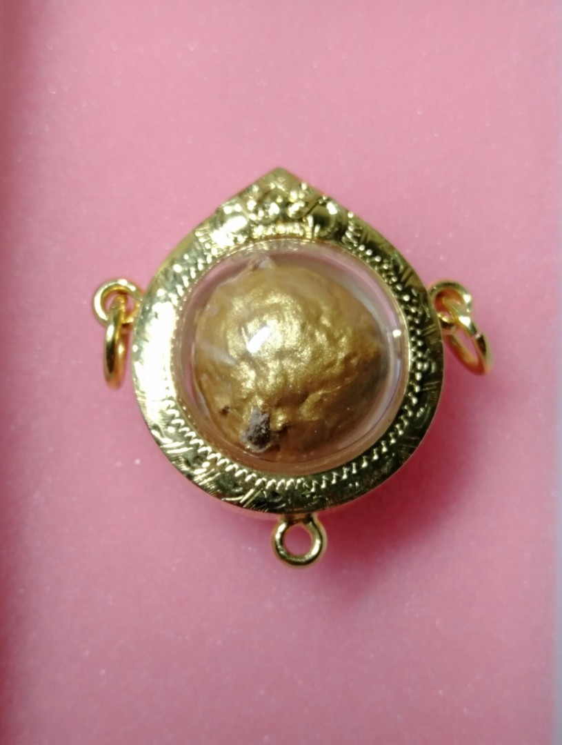 LP Liew Loop Om BE 2536, Hobbies & Toys, Memorabilia & Collectibles ...