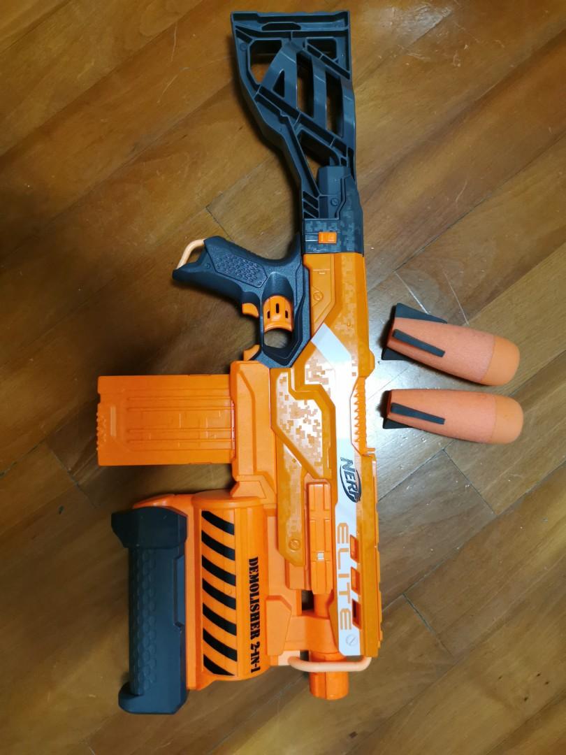 Nerf, 興趣及遊戲, 玩具 & 遊戲類 - Carousell